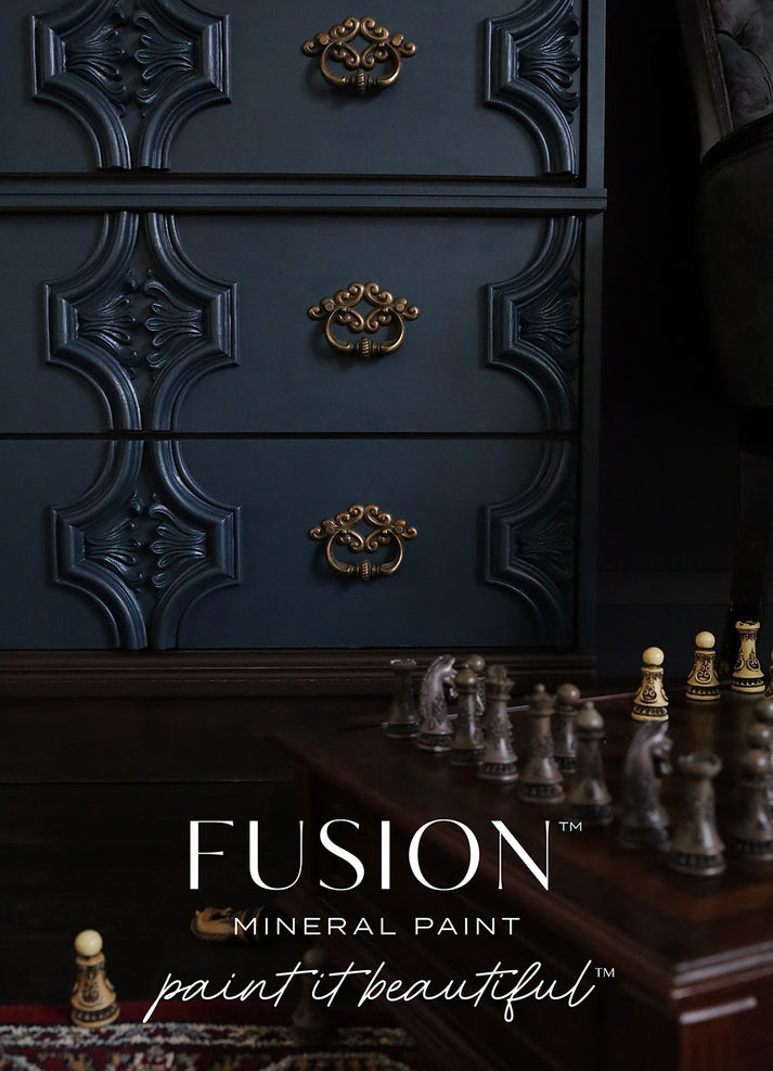 Chestler – Fusion Mineral Paint Europe